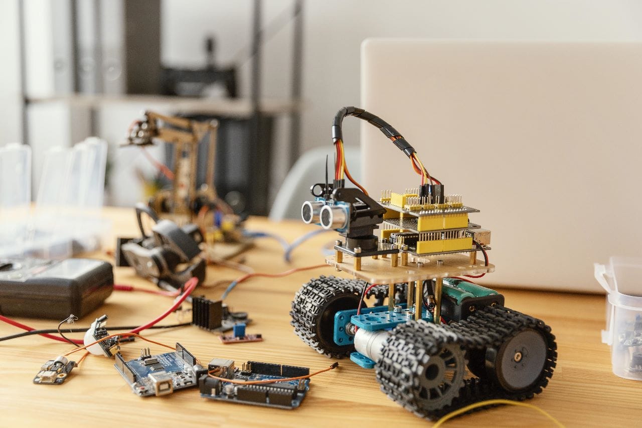 Robotics-Training-Course | Tech Cryptors